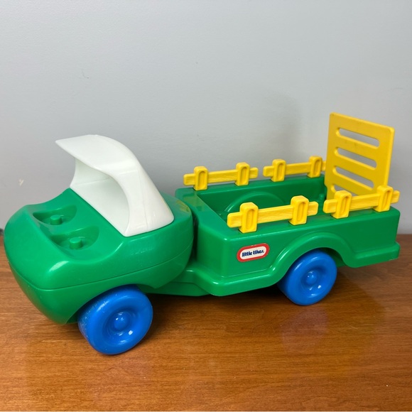 Little Tikes | Toys | Vintage Little Tikes Toddle Tots Green Farm Truck ...